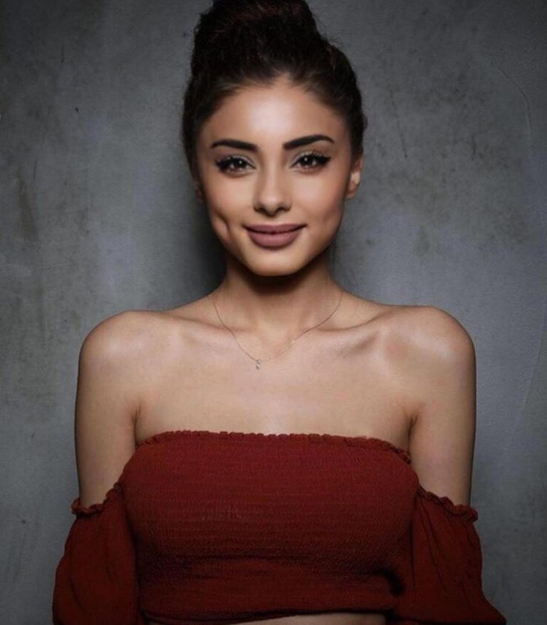 Samar Dadgar Kaç Yaşında, Nereli? Özcan Deniz'in Eşi Hakkında Merak ...