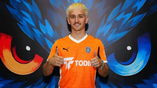 Başakşehir’in yeni transferi Michal Karbownik kulüp tarihine nasıl geçti?